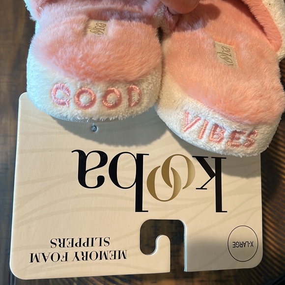 Kooba | Shoes | New Kooba Womens Good Vibes Memory Foam Slippers | Poshmark